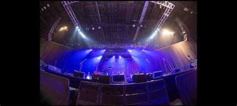 Usa Vue Line Arrays Take The Stage With Reo Speedwagon Eta