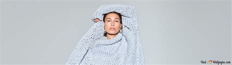 Hailey Baldwin X Vogue Shoot 4k Wallpaper Download