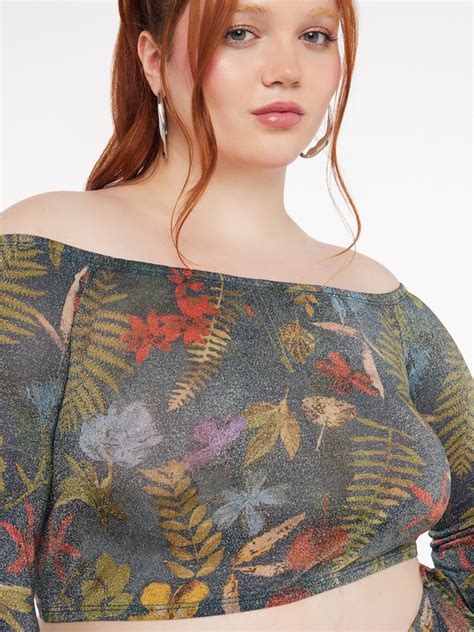 Trophy Wife Crop Sleep Top Savage