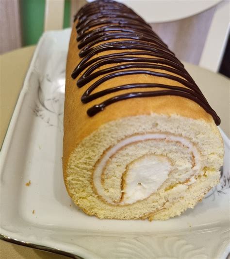Бисквитный рулет с кремом и бананом рецепт с фото пошаговый от Диана Кузнецова 🏃‍♂️ Овкусе ру