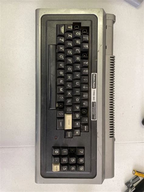 Vintage Radio Shack Trs 80 Tandy Microcomputer System Cat No 26 01006 44 12846 Picclick Ca