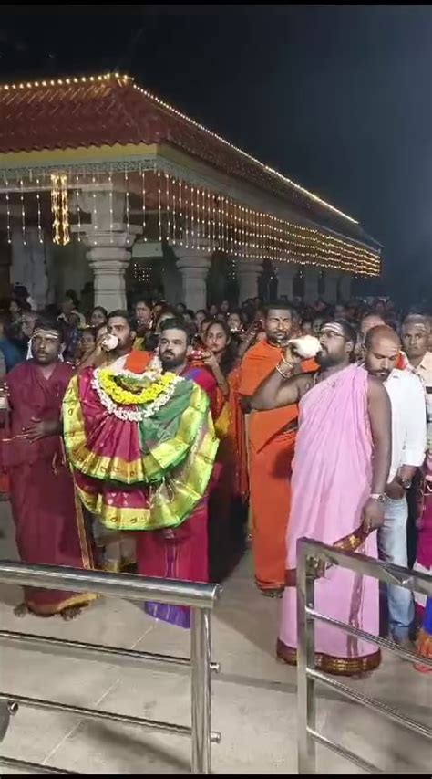 Deepotsava ಮಲೆನಾಡ ಅಧಿದೇವತೆಗೆ ದೀಪೋತ್ಸವ ಸಂಭ್ರಮ ಇಲ್ಲಿ ಬೆಟ್ಟಕ್ಕೆ ಆರತಿ ಬೆಳಗುವುದು ಯಾಕೆ