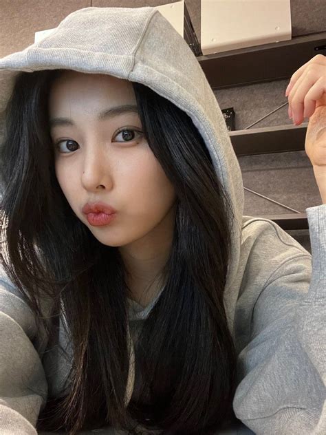Kpop Girl Groups Kpop Girls Korean Girl Asian Girl Iz One Hyewon