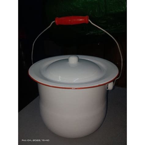 Enamel Chamber Pot Elegant Sartin Arinola Lusa For Modern Comfort