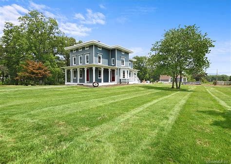 1422 Marion Ave Plantsville Ct 06479 Mls 170584354 Zillow