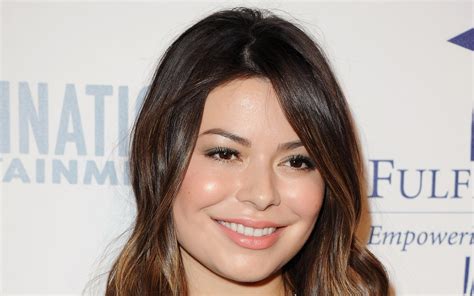 🔥 [44 ] Miranda Cosgrove Wallpapers Hd Wallpapersafari