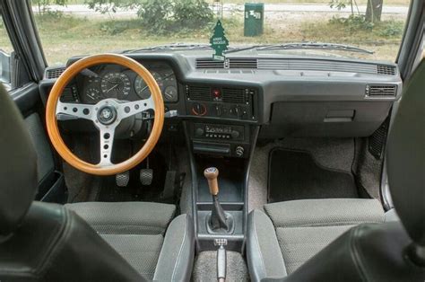 ปักพินโดย Ilya ใน Ideas For Bmw E21