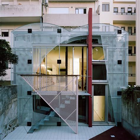 Fala Atelier Transforms Porto Warehouse Into A House Of Many Faces