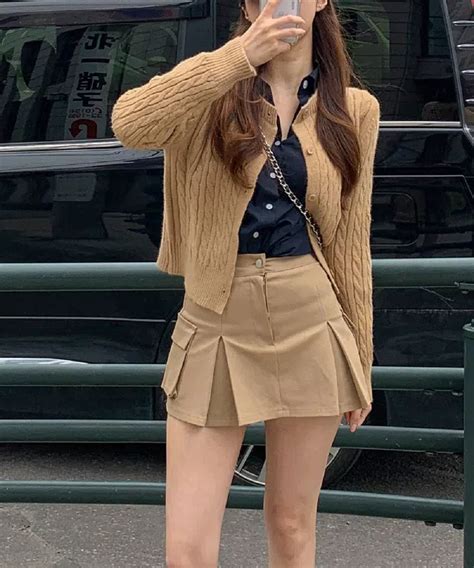 데이트룩색감맛집 꽈배기 니트 가디건 라운드넥 버튼 긴팔 케이블 레이어드 스탠다드핏 베이직 봄 간절기 데일리 여친룩 9col