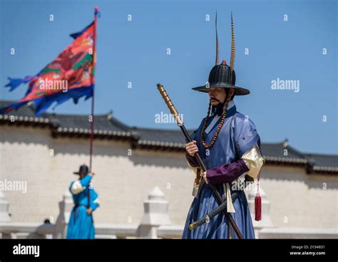 Guardians Dressed In Traditional Joseon Dynasty Clothing Guard