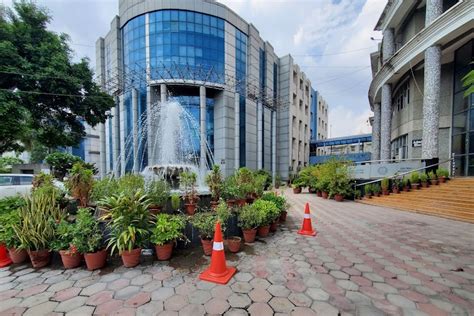 Guru Tegh Bahadur Institute Of Technology New Delhi B Tech Review By Student Dhruv Kataria