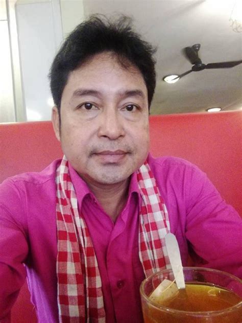 លោក សុះ ម៉ាច៖ «ខ្ញុំសូមឲ្យមិត្តសិល្ប ទាំងអស់រួបរួមគ្នាទៅ ឈប់ឈ្លោះគ្នា