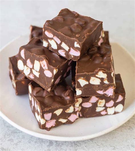 Easy Chocolate Marshmallow Fudge Recipe Easy Homemade Rocky Road Fudge
