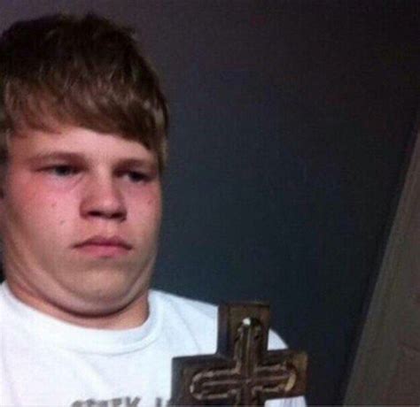 Создать мем мальчик парень с крестом мем пацан Картинки Meme