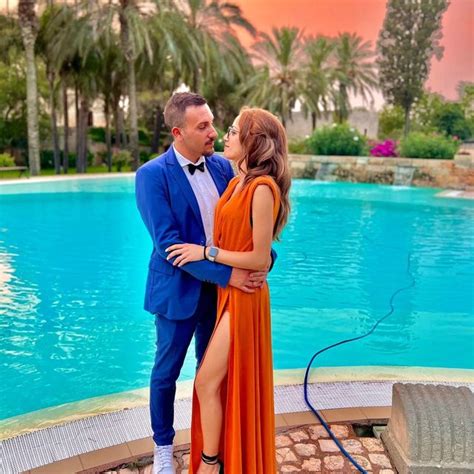 Francesca Massari Francesca Massari • Threads Say More