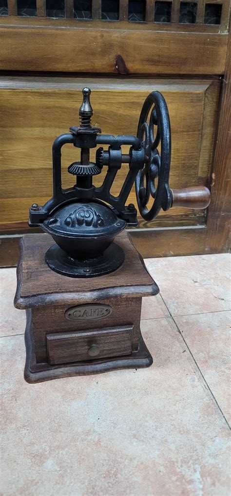 수동 커피그라인더 인테리어 빈티지소품 당근 중고거래