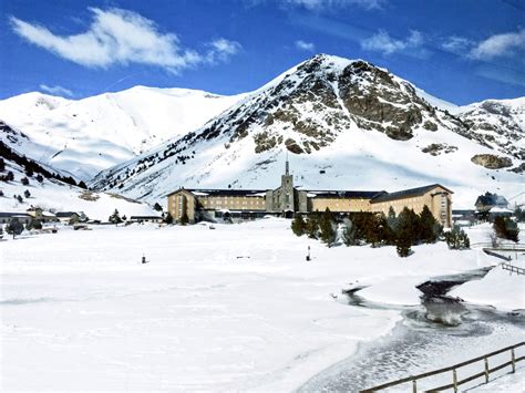 Vall De Núria Qué Hacer Cómo Llegar Y Dónde Alojarse