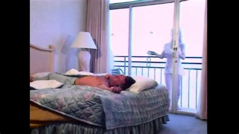 Buxom Beach Fun Usa Rebecca Wild Holly Body Rebecca Bardoux