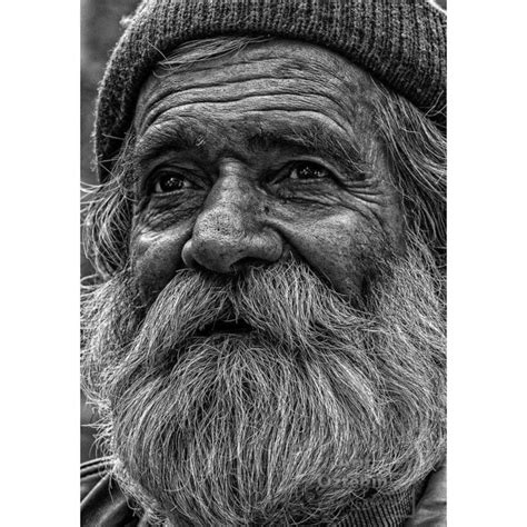 مدل سیاه قلم چهره ی پیرمرد Old Man Portrait Pencil Portrait Drawing