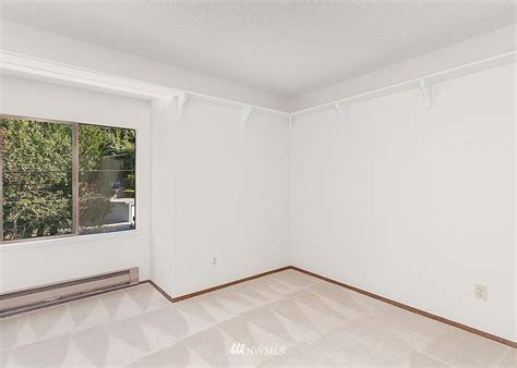 8941 Ravenna Ave Ne Seattle Wa 98115 Redfin