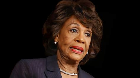 Maxine Waters Biography And Career Highlights The Gk Tree