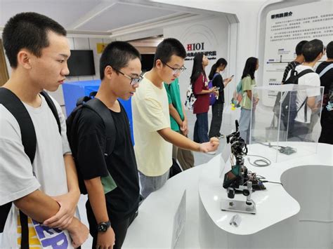 学校2024年第九届大学生创新创业成果展举行 湖南大学新闻网