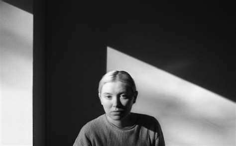 Ellen Arkbro Shares New Track From Upcoming Album Circuit