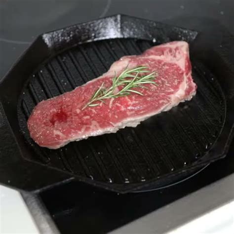 마미스팟 채끝스테이크 그릴자국 내며 굽기 Youtube