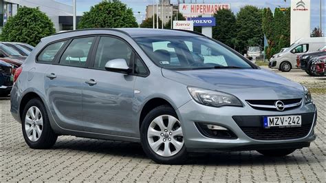 Opel Astra Sports Tourer Pick Up