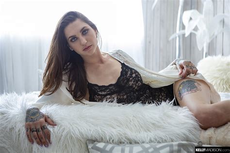 Rocky Emerson Loves To Show Sexy Slim Inked Body 11 Photos