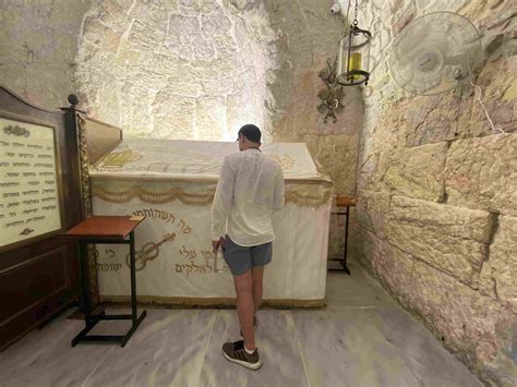 Tomb Of Kind David And Mount Zion A Holy Place For The 3 Religions