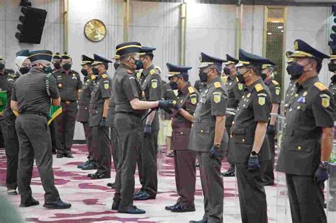 Jaksa Agung Lantik DR Andi Muhammad Taufik Sebagai Kajati Sulawesi Utara Gantikan Edy Birton