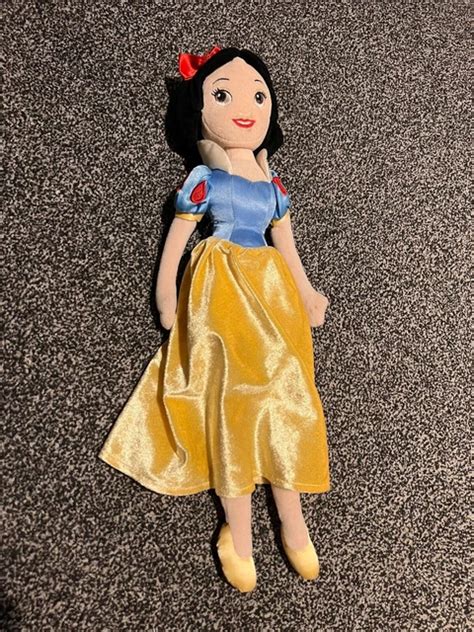 Snow White Plush Disney Store Genuine Soft Toy Doll 15 Christmas