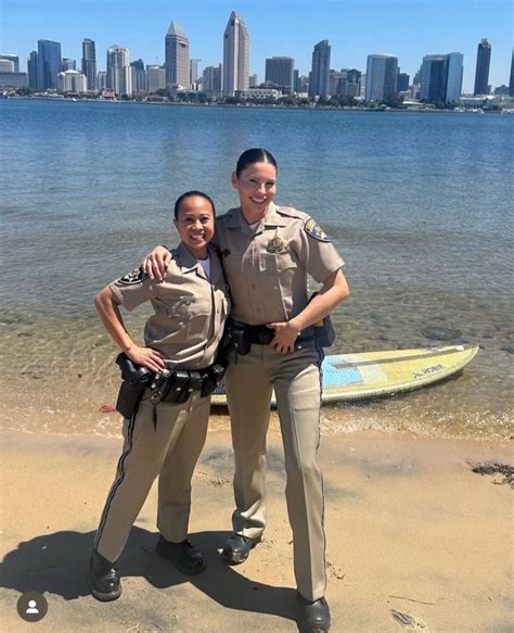 The Perks Of Working By The Beach 🌊🐬☀️ Kerri Rivas 18 Comments