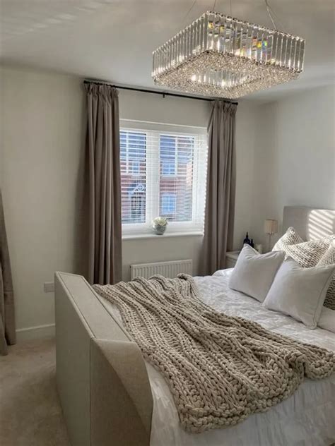 مدل لوستر اتاق خواب از کلاسیک تا مدرن، کدام مدل برای شما مناسب است