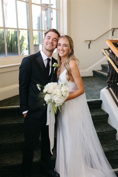 San Diego Hair And Makeup San Diego Soft Glam San Diego Natural Wedding Stylist — Thorne Artistry