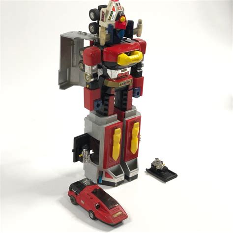 Vintage Daimos Japan Die Cast Metal Robot With Daimos Car Hobbies And Toys Memorabilia