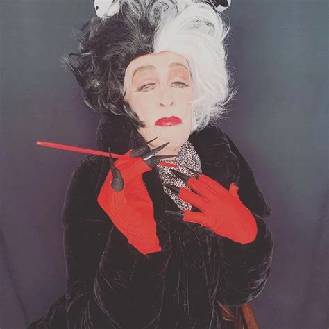 Glenn Close Volvió A Vestirse Y Maquillarse De Cruella De Vil Por Una