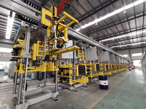 Refrigerator Cabinet Pu Foaming Machine For Refrigerator Foaming Freezer Foaming Cabinet