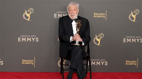 Dick Van Dyke Cancels Appearance Due To Illness Entertainmentnow
