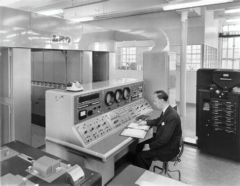 Early Days Of Computers Midias