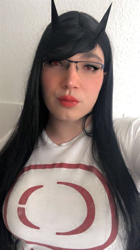 Y O German Slut Scrolller