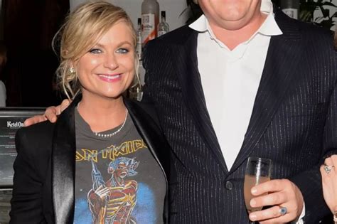 Amy Poehler Rocks Iron Maiden Shirt At Golden Globes Party