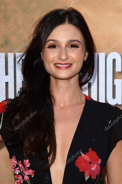 Melanie Papalia Suits Newsrooms Melanie Papalia Joins As