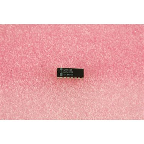 National Semiconductor Corp Ds3650n Ic Quad Differential Line Receiver