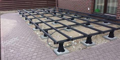 انواع زیرسازی چوب پلاست