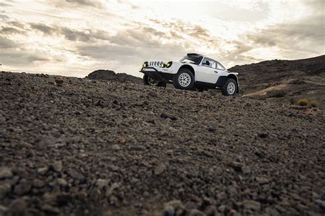 Off Road Power Machine Porsche 911 Baja Is Being Auctioned Keen To Bid