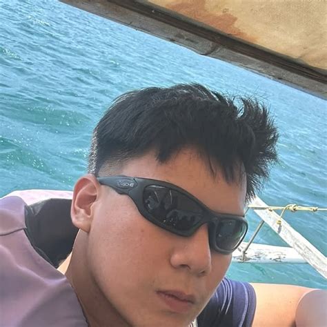 John Kenneath Florendo Kenflorendoo • Threads Say More