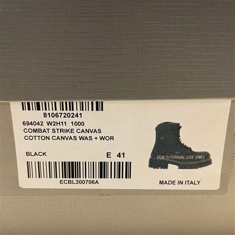 41 발렌시아가 컴뱃 스트라이크 부츠 캔버스 블랙 후루츠패밀리 41 발렌시아가 컴뱃 스트라이크 부츠 캔버스 블랙 후루츠패밀리