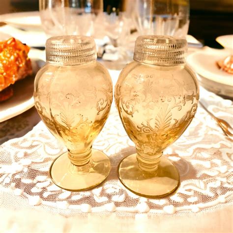 Vintage Fostoria Yellow Versailles Topaz Salt And Pepper Shakers With